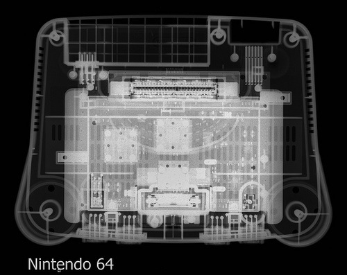 Game Consoles under X-Ray | Amusing Planet